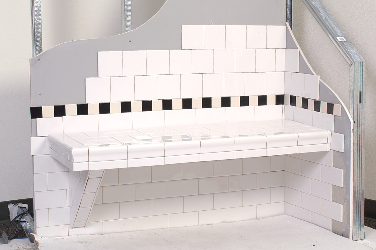 Adjustable Bench ™ - Innovis Corp